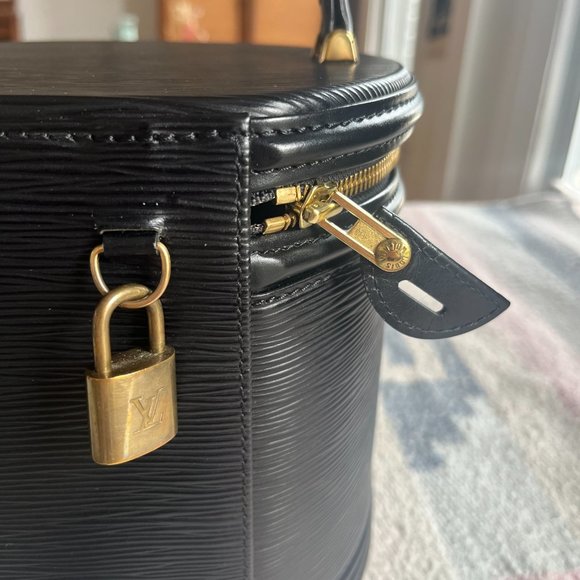 Louis Vuitton | Bags | Louis Vuitton Epi Cannes Vanity Bag Black Leather Vintage | Poshmark